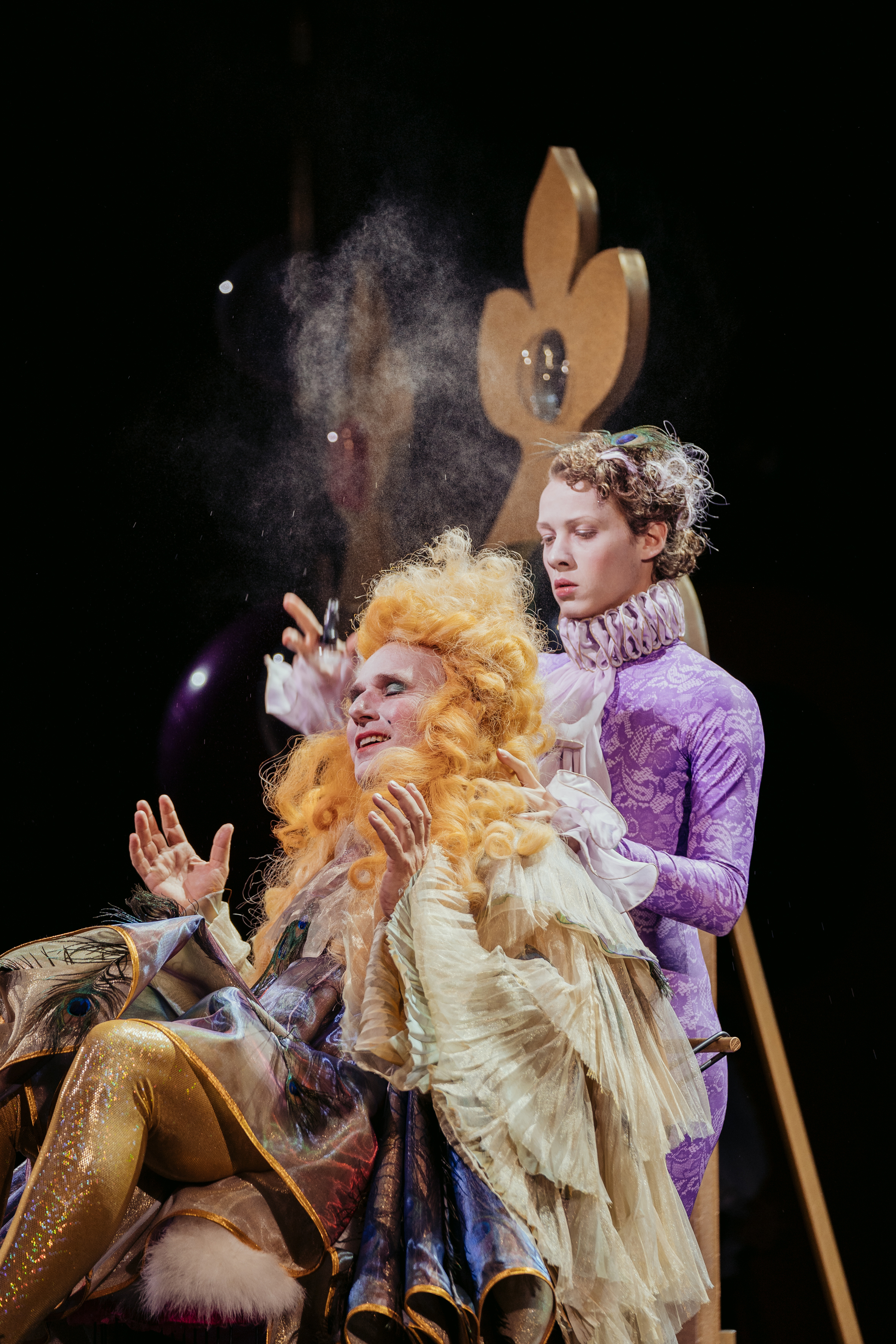 Des Kaisers neue Kleider (ab 6) | Burgtheater